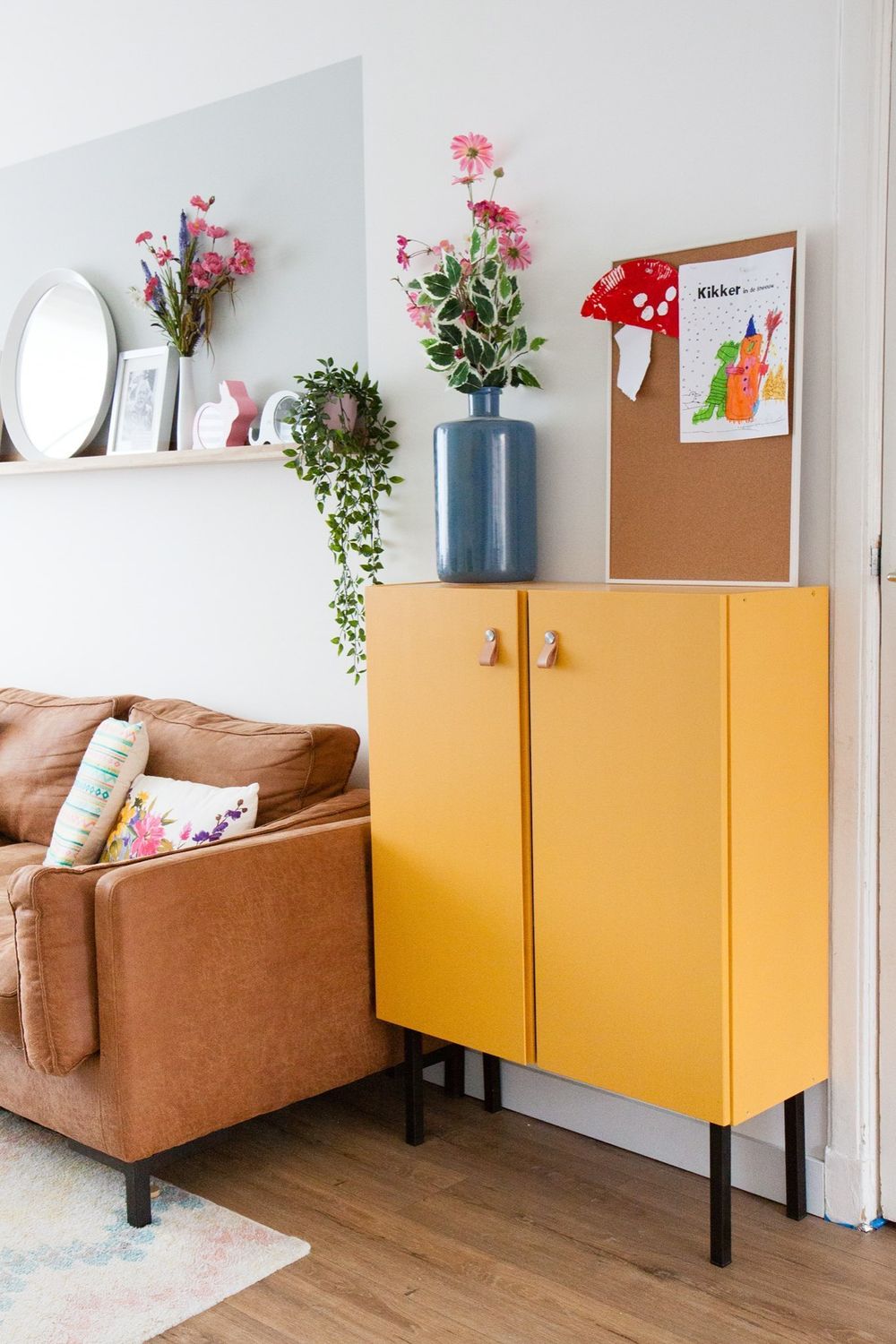 Ikea Ivar hack met poten: ga voor een stoere kleurrijke kast